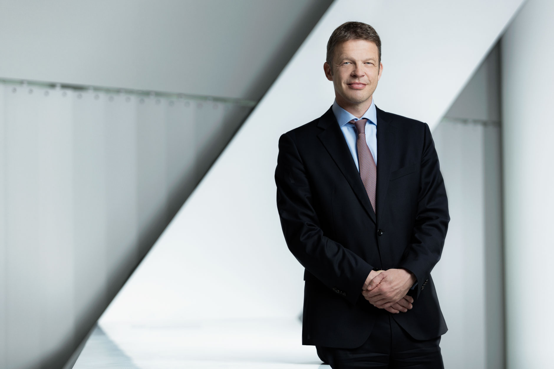 Porträts Christian Sewing, Vorstand Deutsche Bank AG – Mario Andreya ...